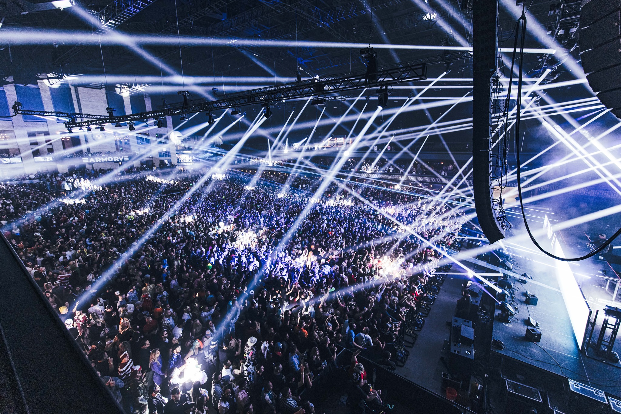 About Us - Hotel Emery